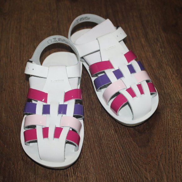 Salt Water Sandals by Hoy | Shoes | New With Box Girls Sun San Salt ...